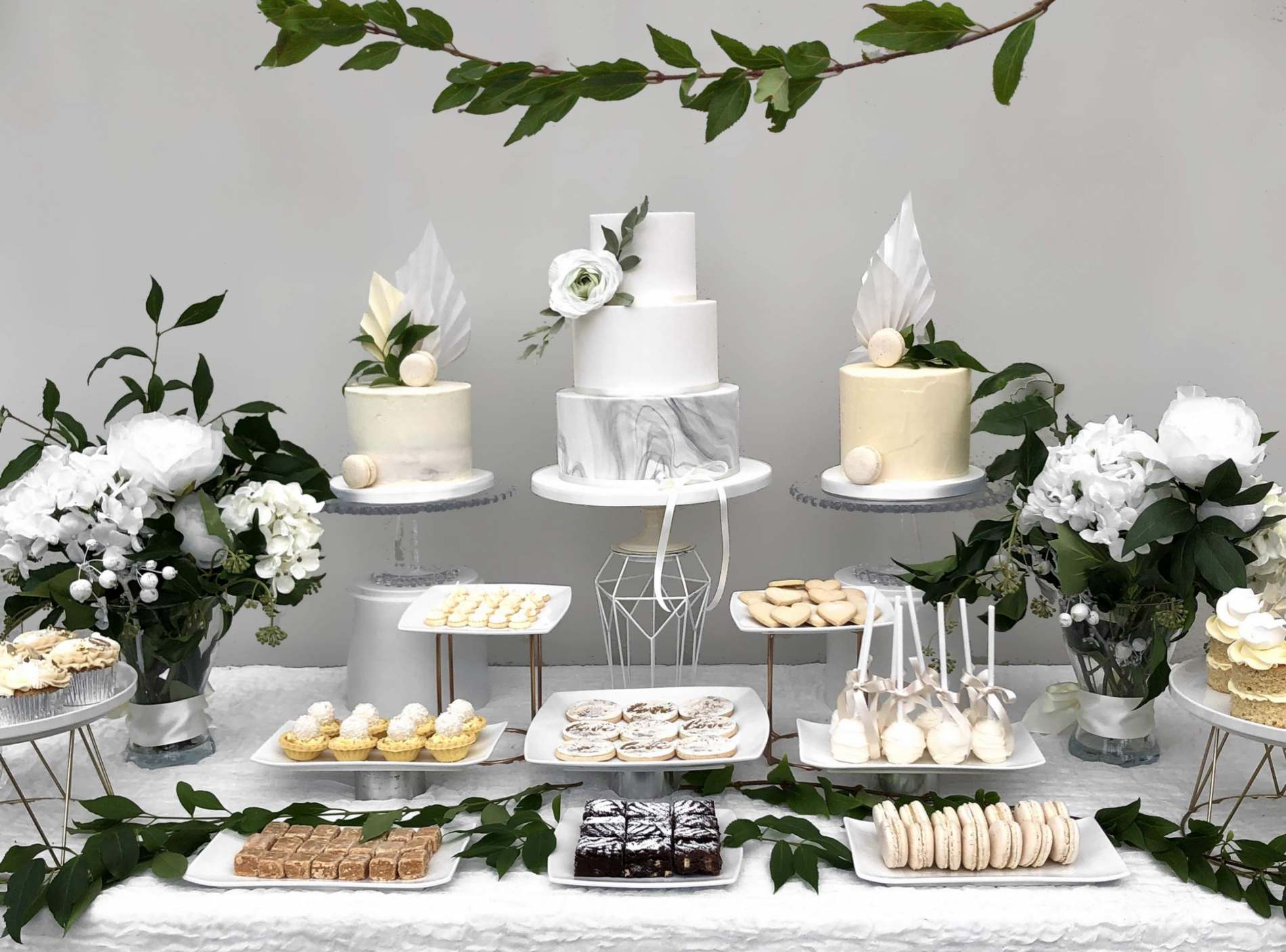 Luxury Sweet Treat Table Sweet Treat Tables luxury-sweet-treat-table-sweet-treat-tables
