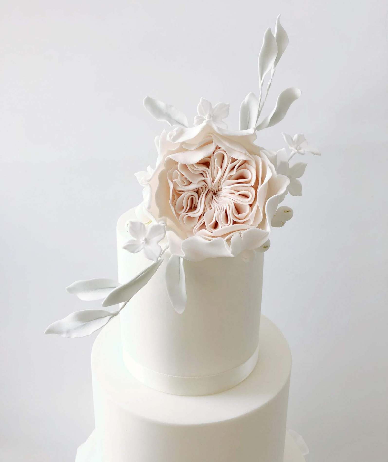 Athena Ruffle Wedding Cake | Wedding cakes