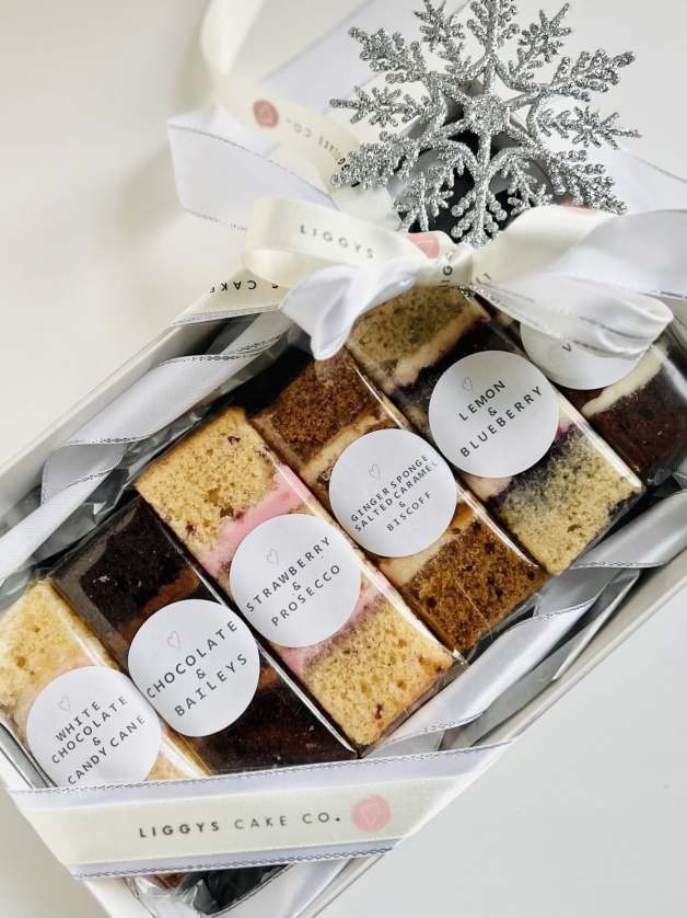 Shop Wedding Cakes Online - Edinburgh & Glasgow