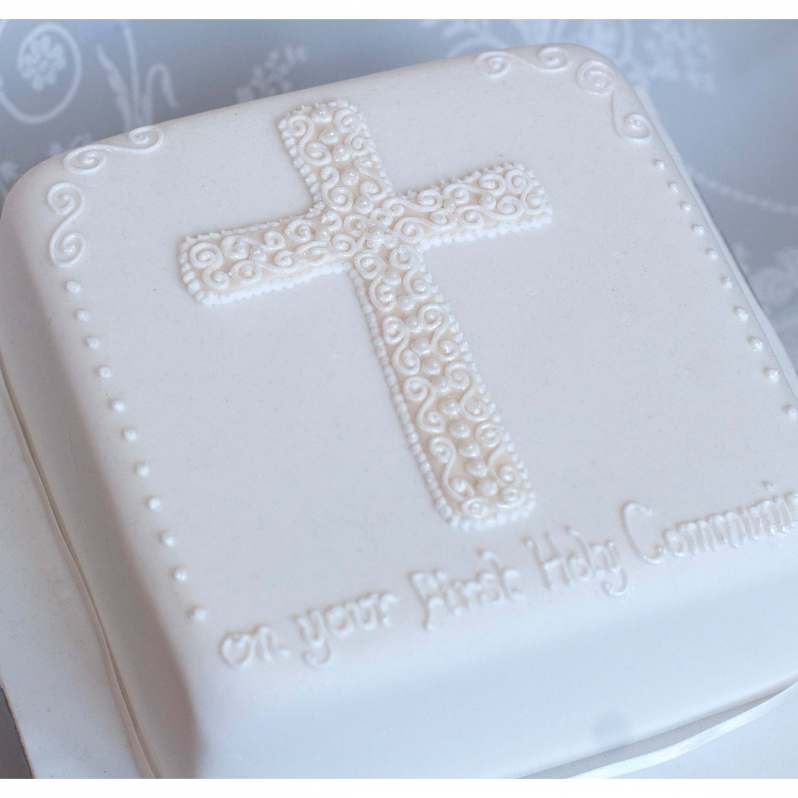 White Pearls Communion Cake | Celebrations
