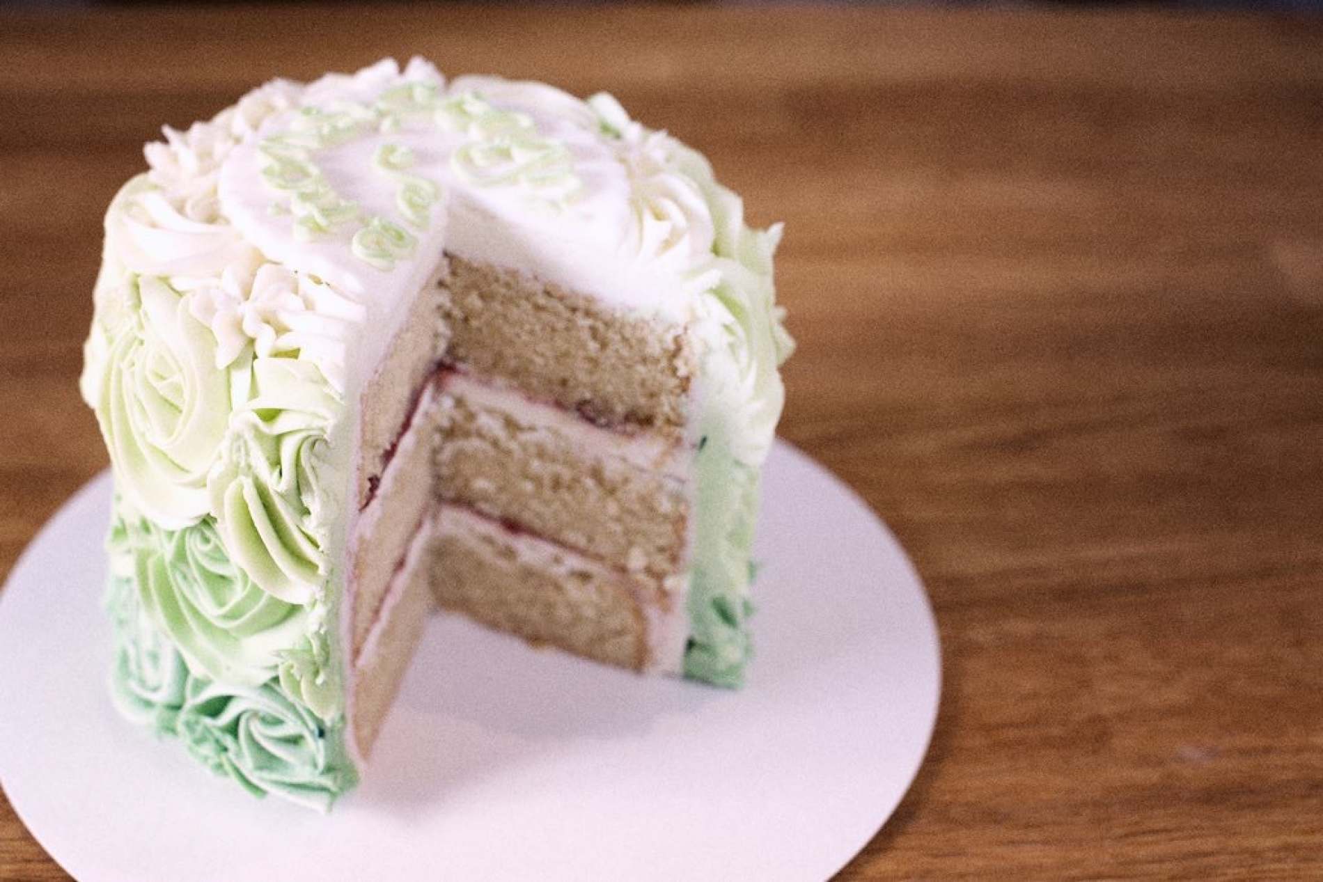 Green Ombre Rosette Layer Cake | Layer Cakes